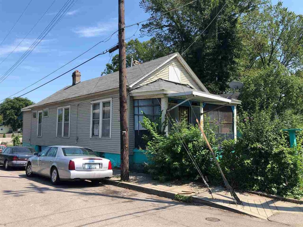 136 N Claybrook St #N, Memphis, TN 38104 - See Est. Value, Schools & More