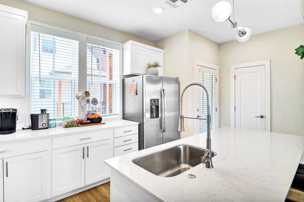 517 SW B St #106, Bentonville, AR 72712 | Trulia