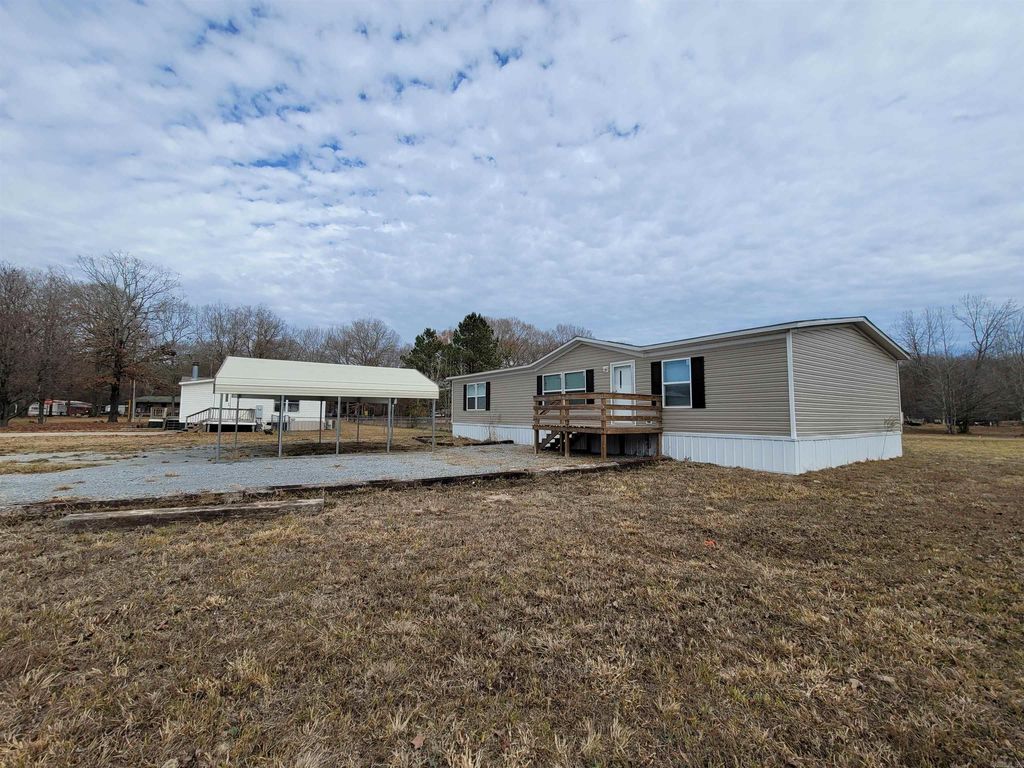1310 Caroline Cv, Benton, AR 72015 - See Est. Value, Schools & More