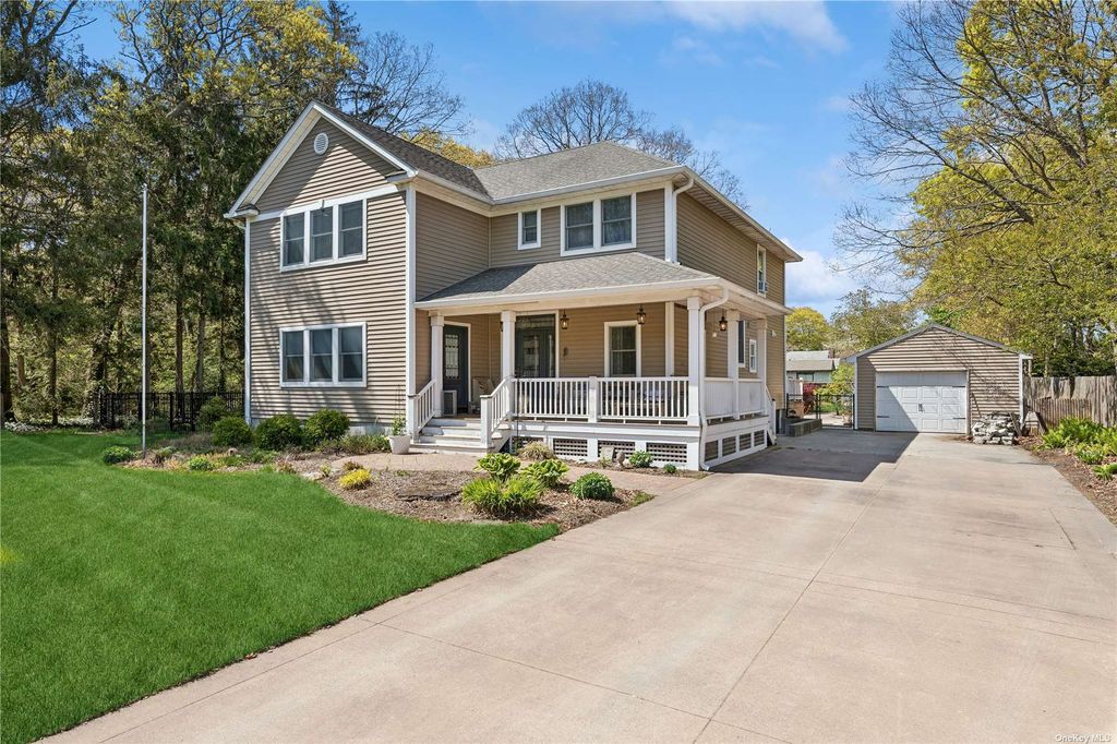 17 Sylvan Drive, Holtsville, NY 11742 | Trulia