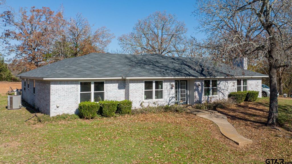 12404 Highway 11, Hughes Springs, TX 75656 | MLS# 23016402 | Trulia