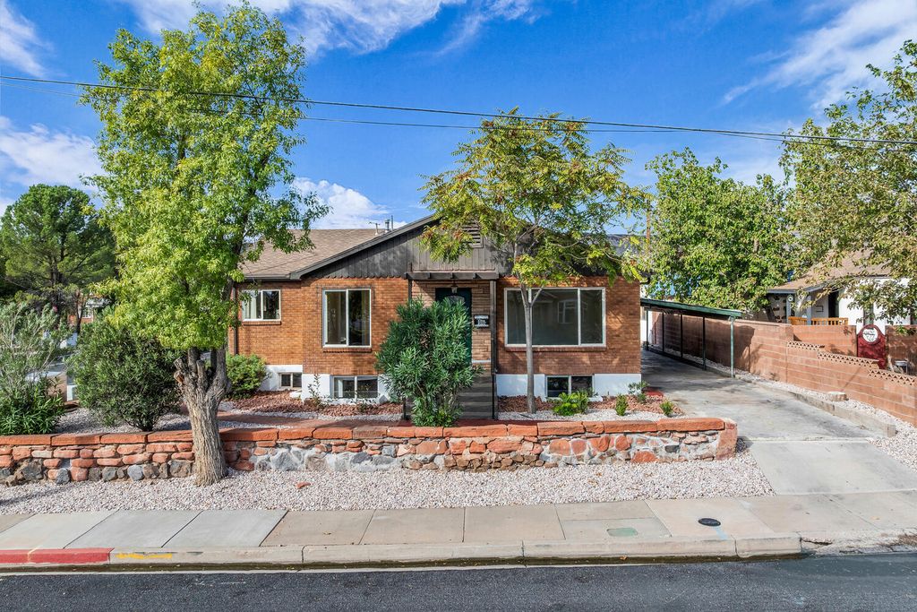 96 S 200th St E, Saint George, UT 84770 | MLS# 25-266129 | Trulia