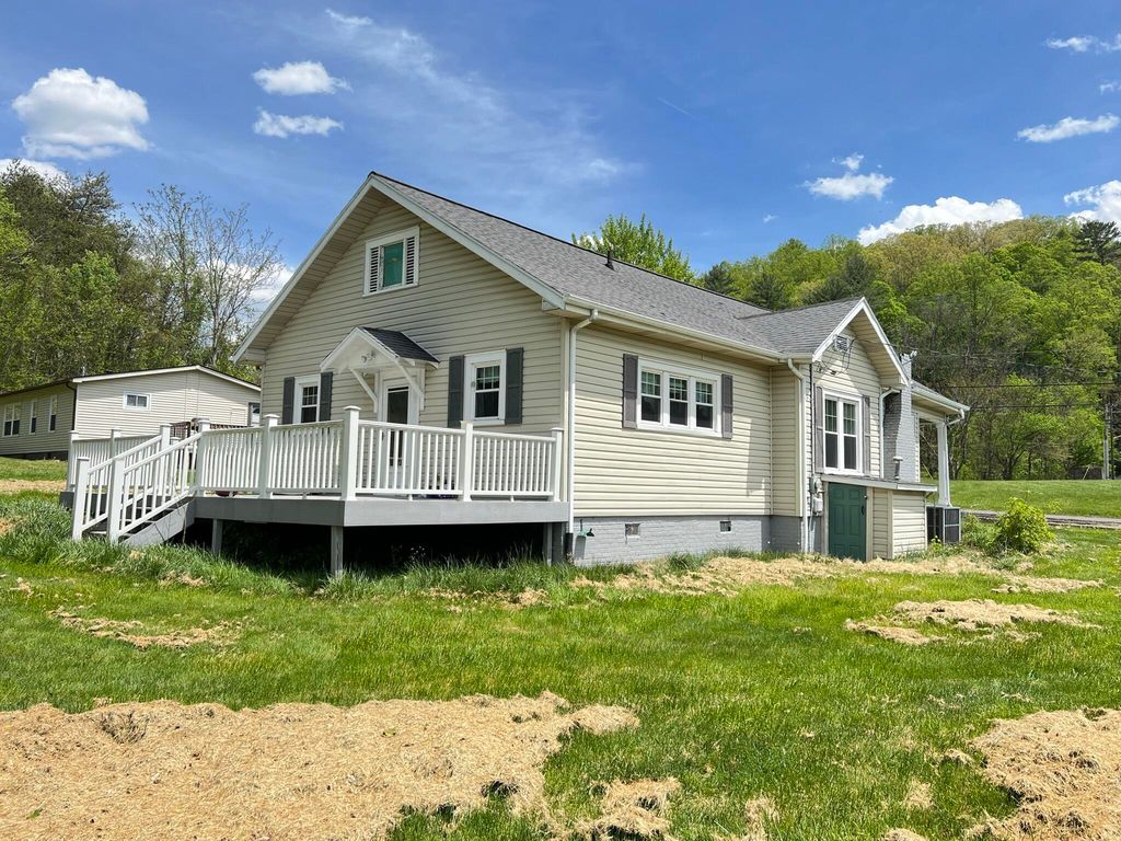 103 N Mohawk Dr, Erwin, TN 37650 - See Est. Value, Schools & More