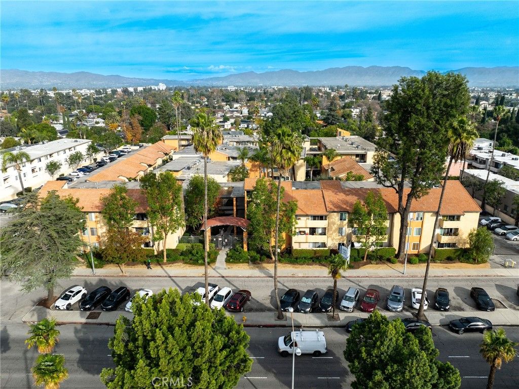 15425 Sherman Way #140, Van Nuys, CA 91406 | MLS# DW23230509 | Trulia