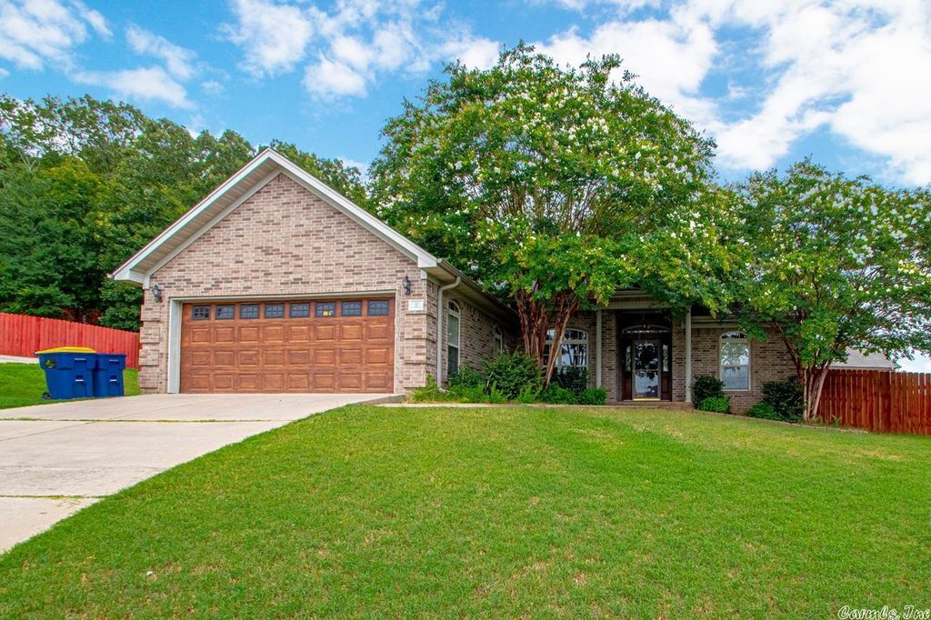 17 Elizabeth Ln, Cabot, AR 72023 - See Est. Value, Schools & More