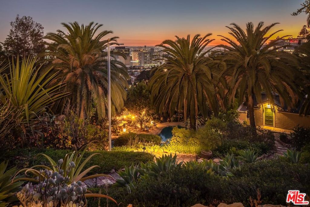 1960 Hillcrest Rd, Los Angeles, CA 90068 | MLS# 23-327919 | Trulia