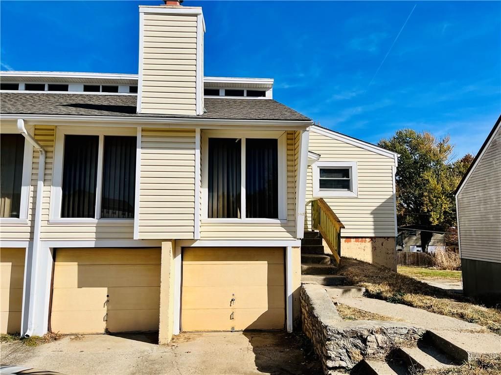 1901-03 N 75th Ter, Kansas City, KS 66112 - See Est. Value, Schools & More