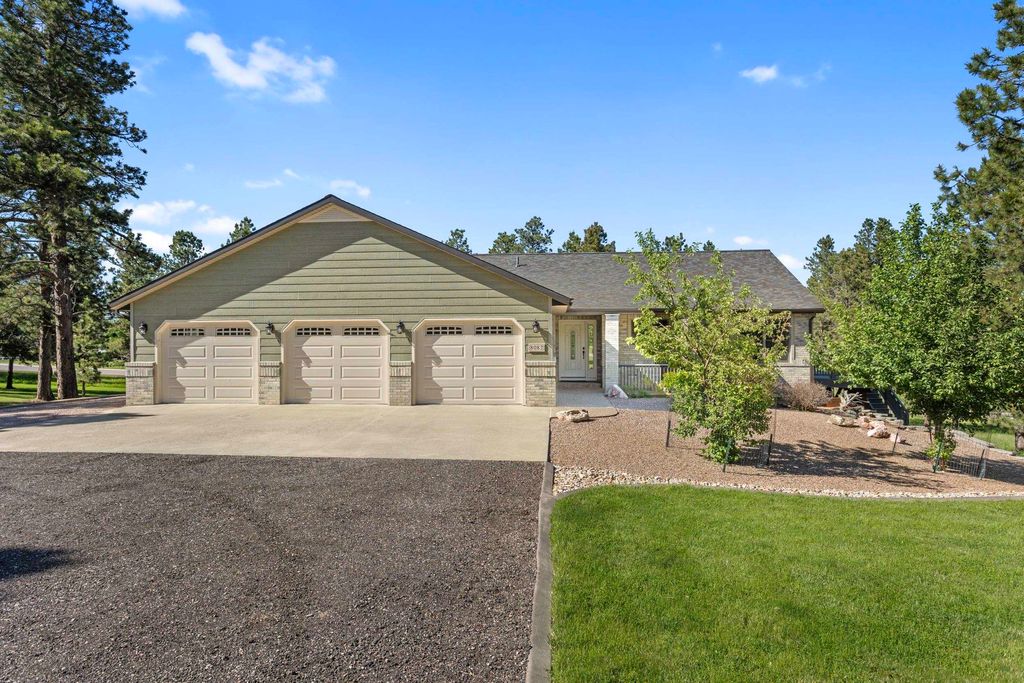 8082 Stirrup Ct, Rapid City, SD 57702 - See Est. Value, Schools & More