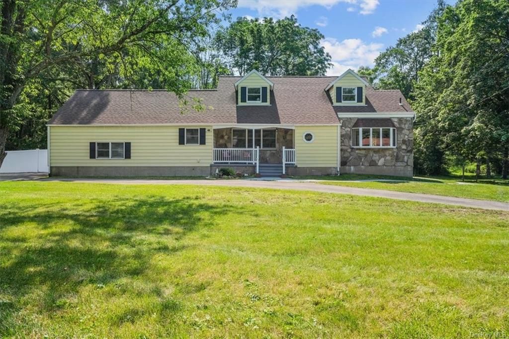 10 Lynn Road, Poughkeepsie, NY 12603 | Trulia