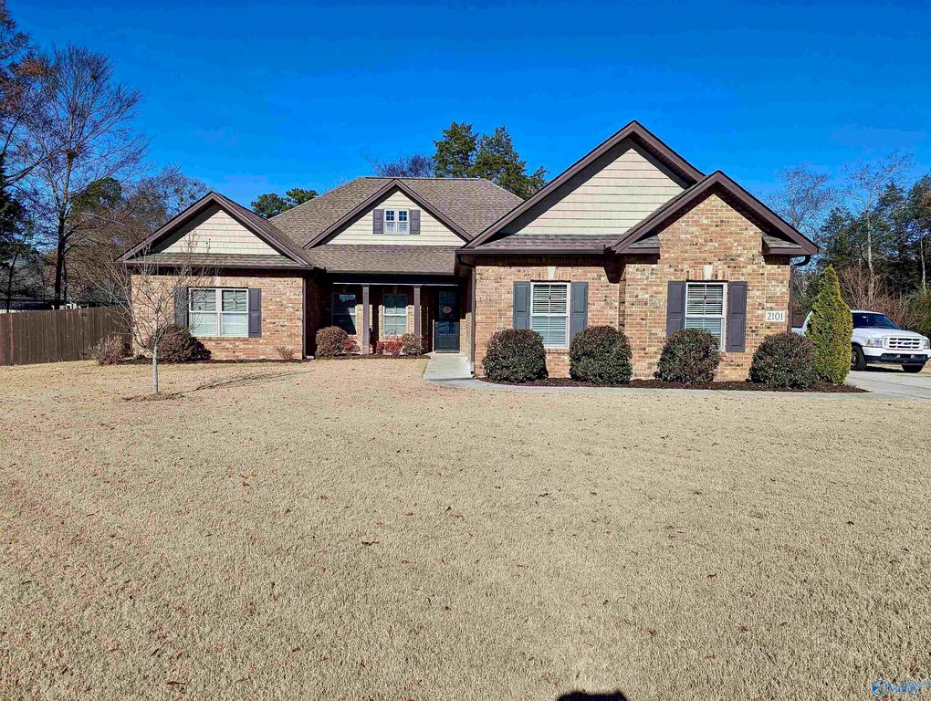 2101 Stockton Ln, Decatur, AL 35603 - See Est. Value, Schools & More