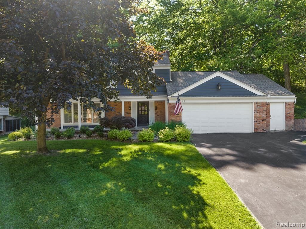 30163 Lincolnshire St E, Franklin, MI 48025 - See Est. Value, Schools ...