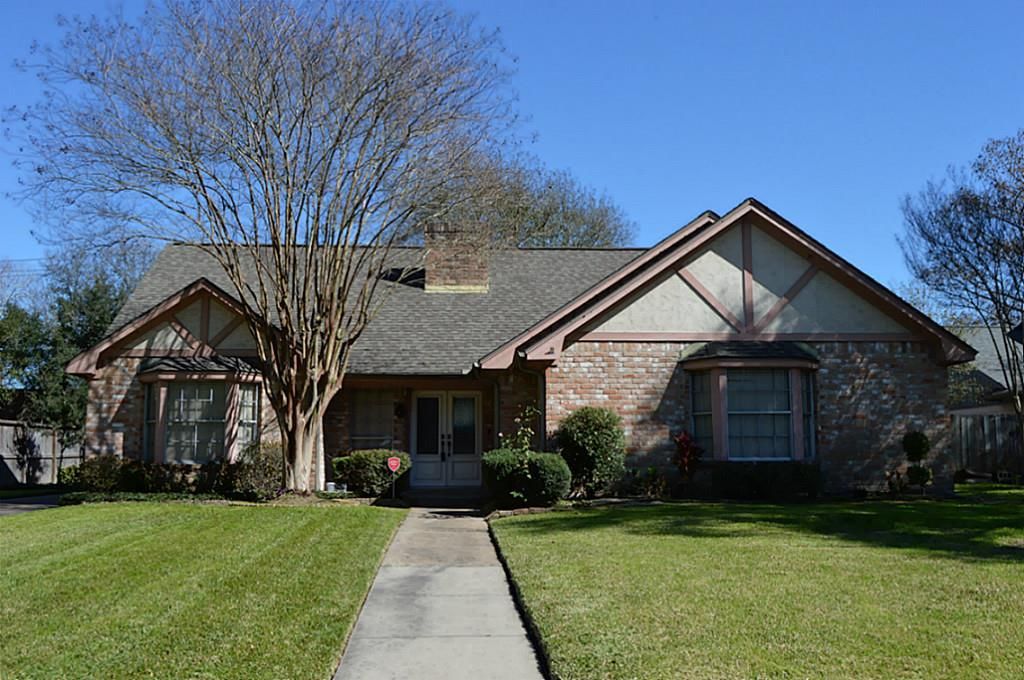 8210 Argentina St, Houston, TX 77040 - See Est. Value, Schools & More