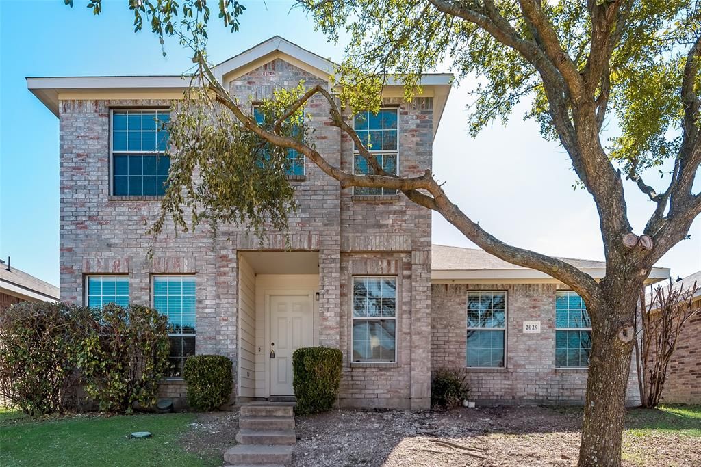 2029 Barclay Dr, Lancaster, TX 75146 - See Est. Value, Schools & More