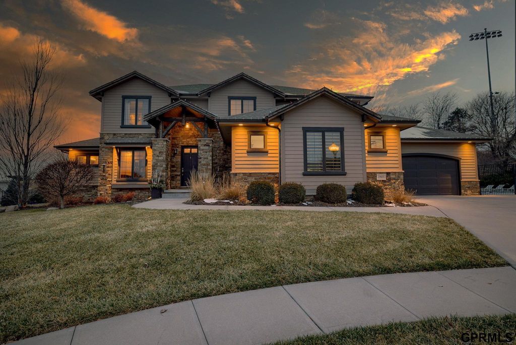 19609 Elk Ridge Cir, Elkhorn, NE 68022 - See Est. Value, Schools & More