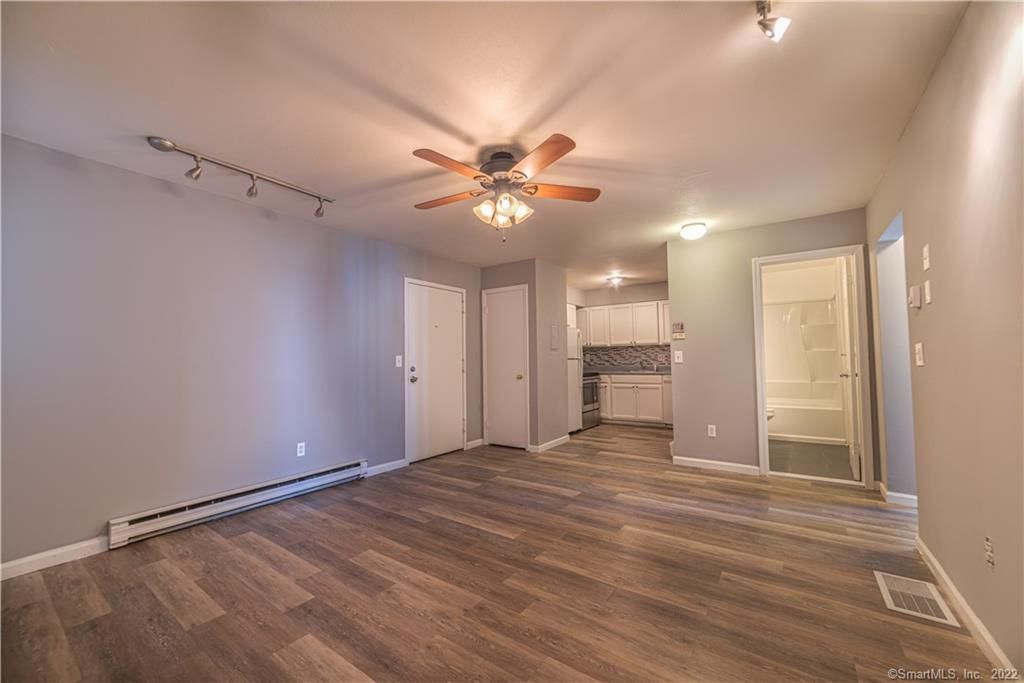 737 Cove Road #1D, Stamford, CT 06902 - See Est. Value, Schools & More