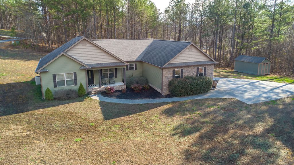 39 Pole Rd, Chatsworth, GA 30705 - See Est. Value, Schools & More