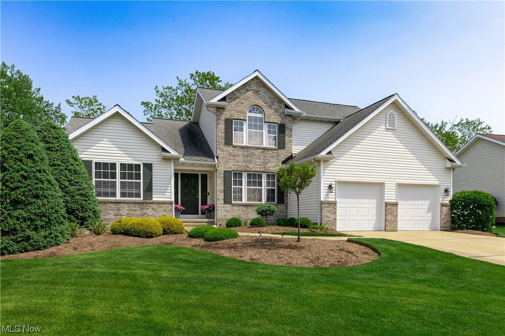 36265 Sandy Knoll Dr, Eastlake, OH 44095 - See Est. Value, Schools & More