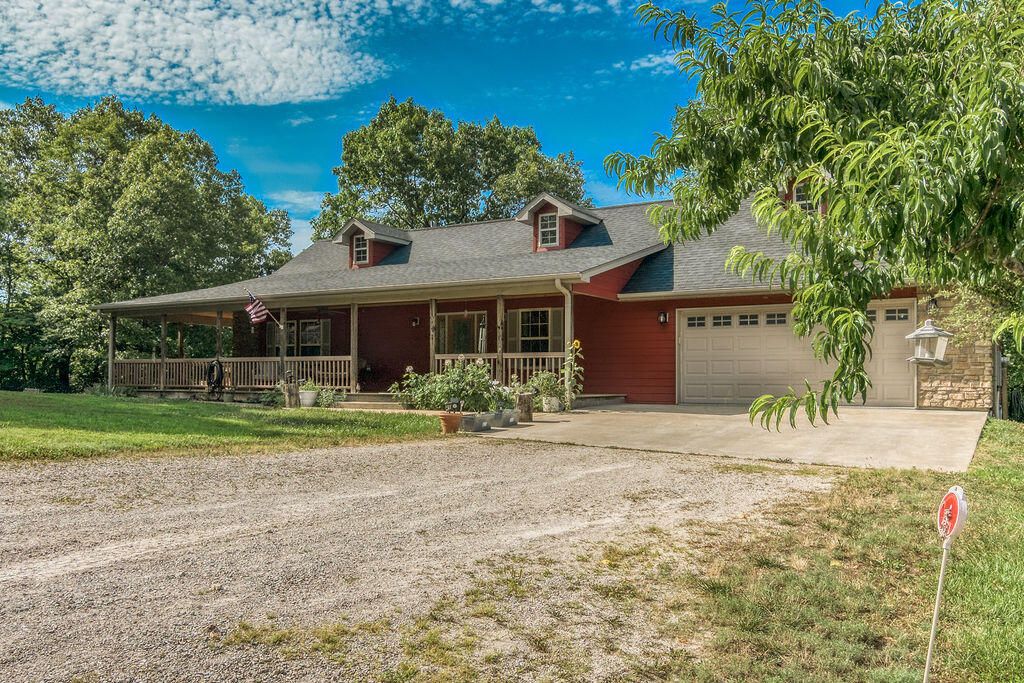 376 Curry Lane, Galena, MO 65656 | Trulia
