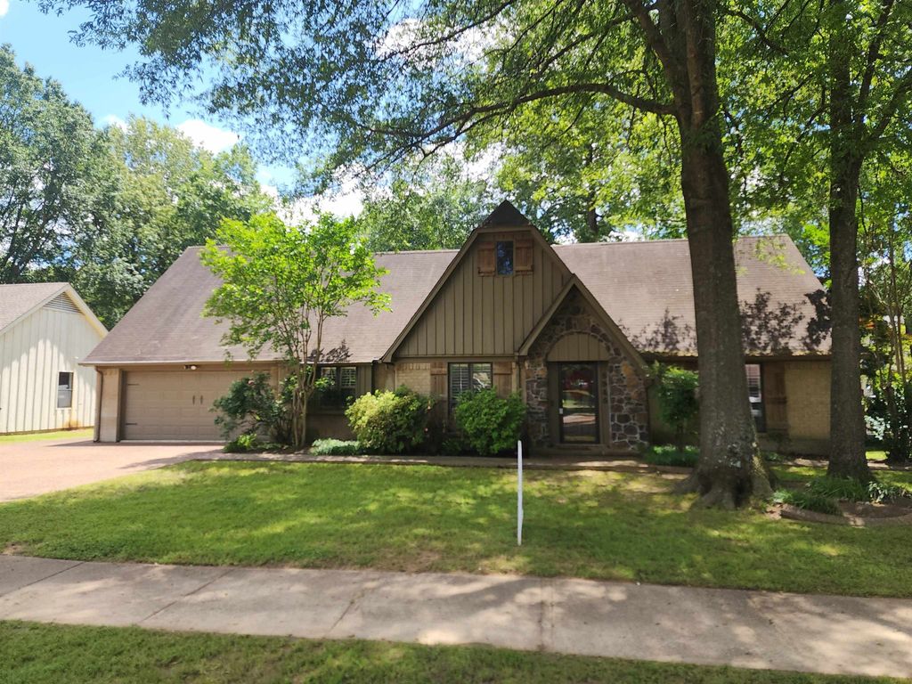 5945 Steeplechase Dr #10, Memphis, TN 38134 - See Est. Value, Schools ...