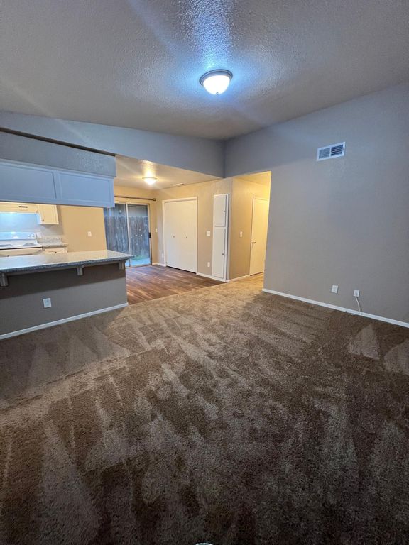 1262 N Marks Ave #103, Fresno, CA 93722 - See Est. Value, Schools & More