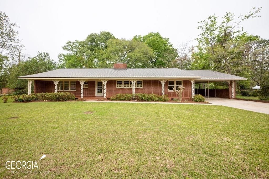 411 Westview Dr, Fort Valley, GA 31030 - See Est. Value, Schools & More