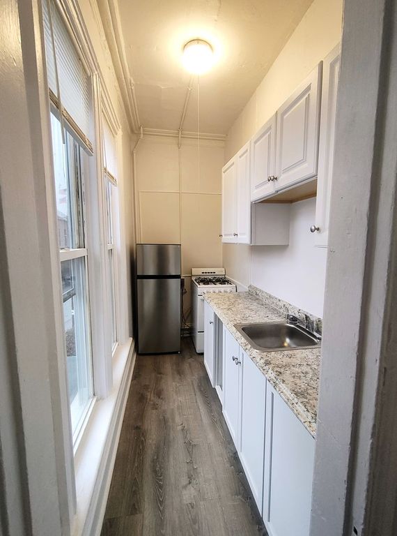 50 Common St, Providence, RI 02908 | Trulia