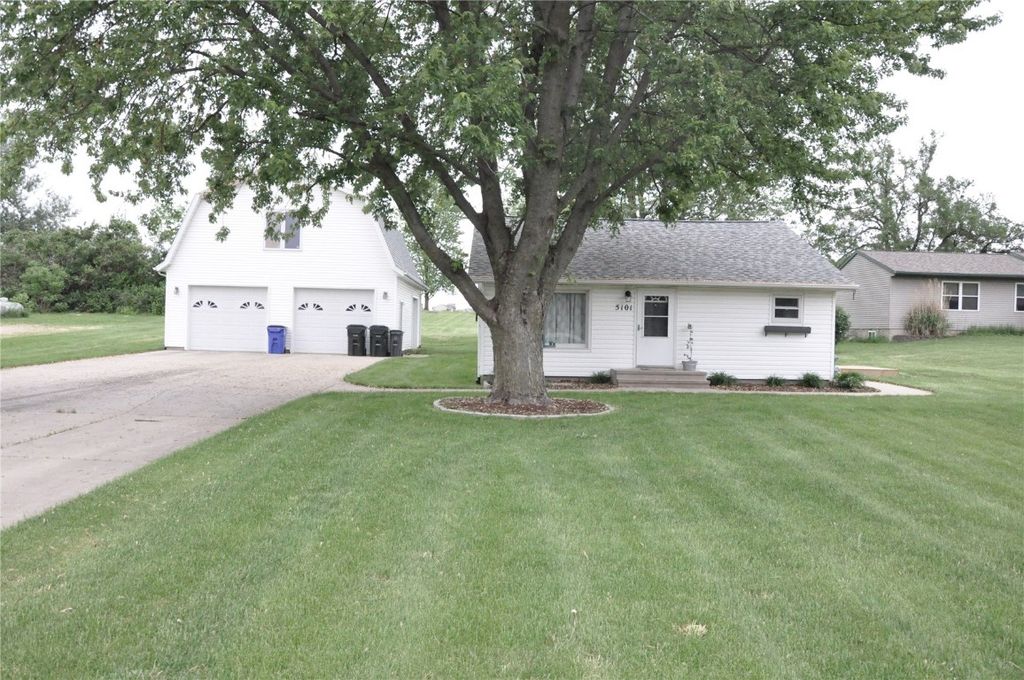 5101 East Rd SW, Cedar Rapids, IA 52404 - See Est. Value, Schools & More