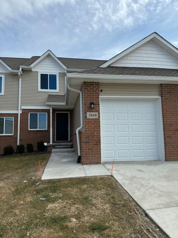 5889 Woodruff View Dr, Brighton, MI 48116 | MLS# 24014265 | Trulia