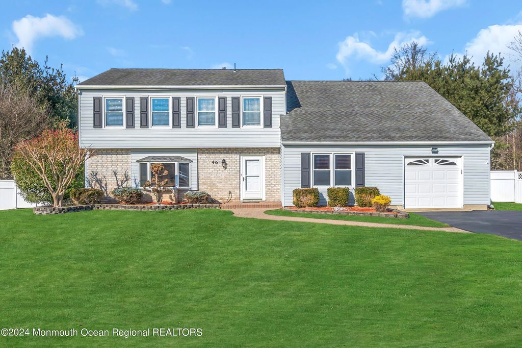 46 Devon Drive, Manalapan, NJ 07726 - See Est. Value, Schools & More