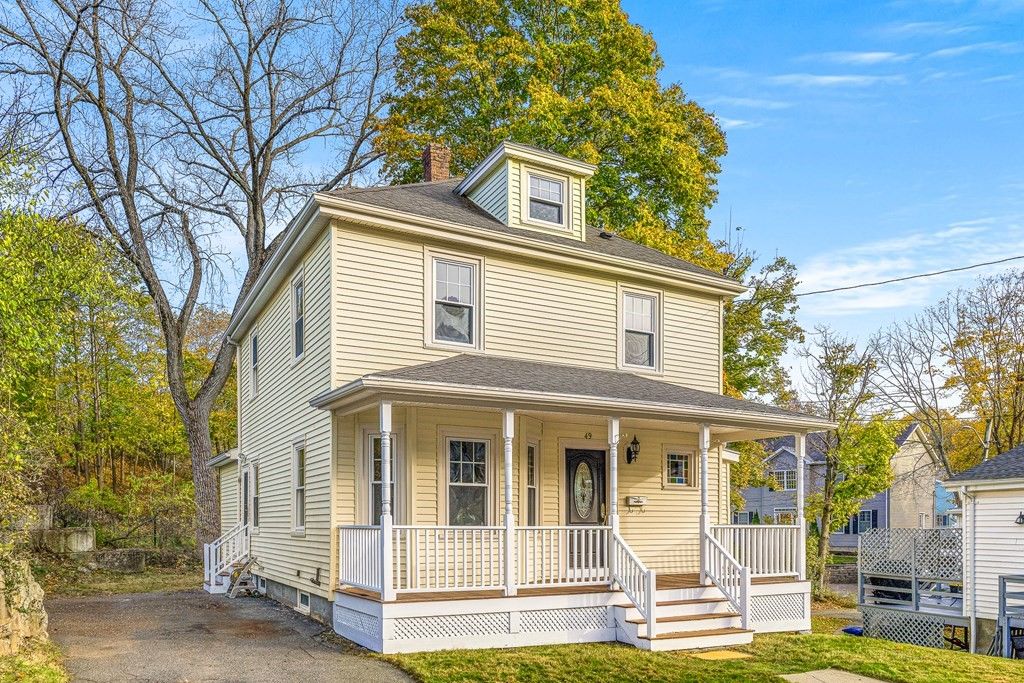 49 Ryder Ave, Melrose, MA 02176 - See Est. Value, Schools & More