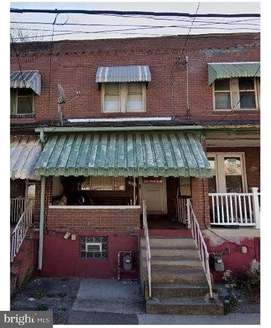 214 Fleet St, Braddock, PA 15104 - See Est. Value, Schools & More