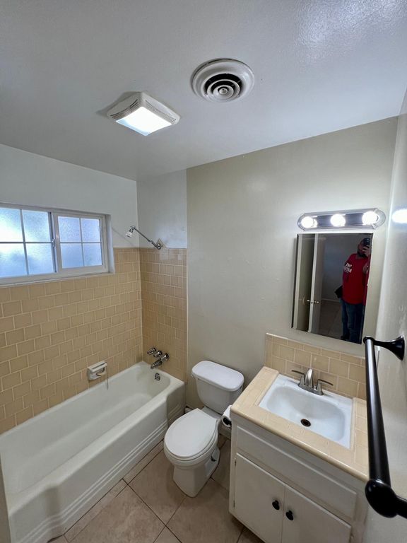 4358 Columbus St #4358, Bakersfield, CA 93306 - See Est. Value, Schools ...