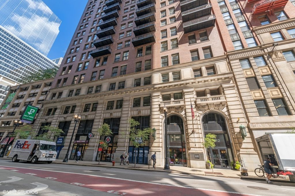 212 W Washington St #1411, Chicago, IL 60606 - See Est. Value, Schools ...