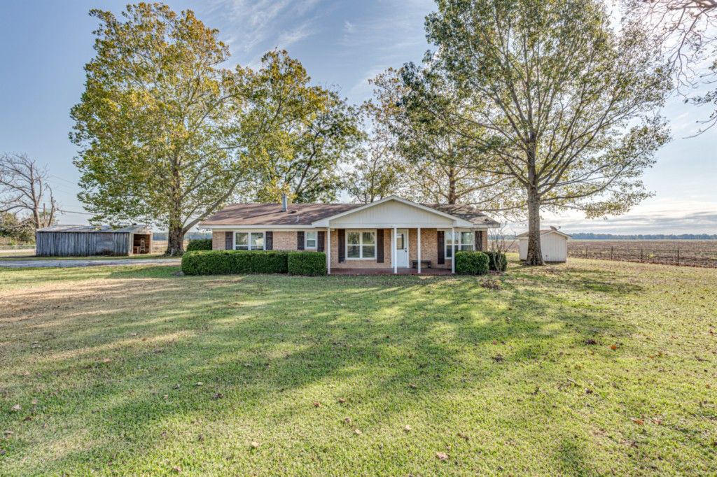 10772 Fluker Ln, Oak Ridge, LA 71264 - See Est. Value, Schools & More