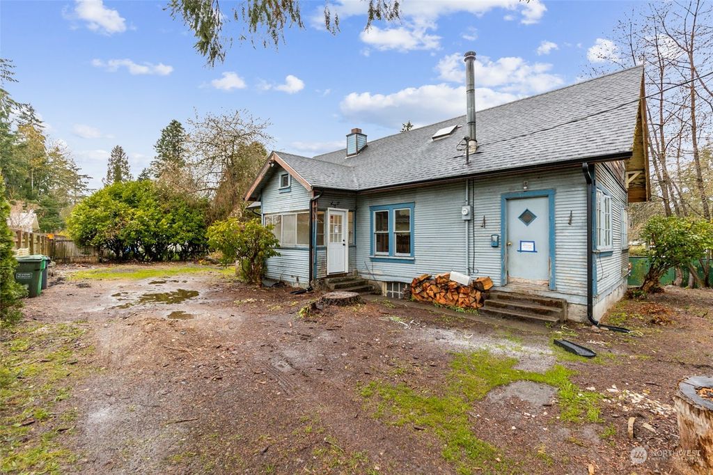 1125 Eastside Street NE, Olympia, WA 98506 | Trulia