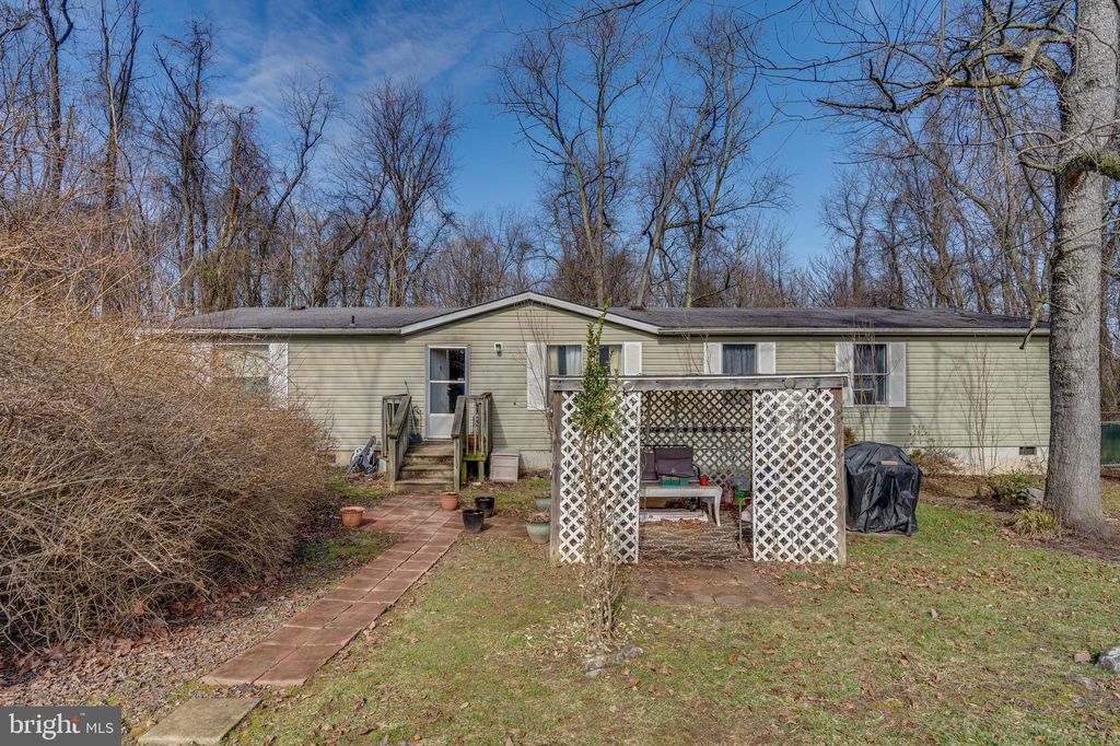 222 Domer Sq, Kearneysville, WV 25430 | MLS# WVJF2011084 | Trulia