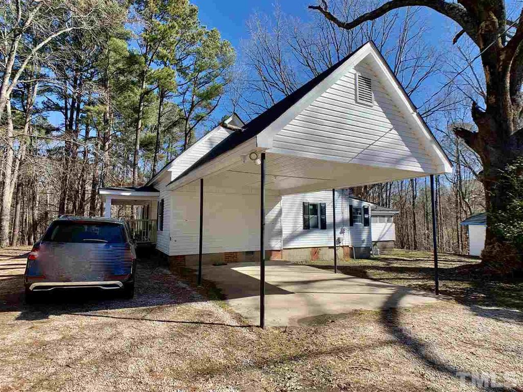 956 N Oneil St, Clayton, NC 27520 - See Est. Value, Schools & More
