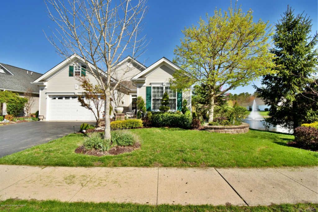 28 Gables Way, Jackson, NJ 08527 - See Est. Value, Schools & More