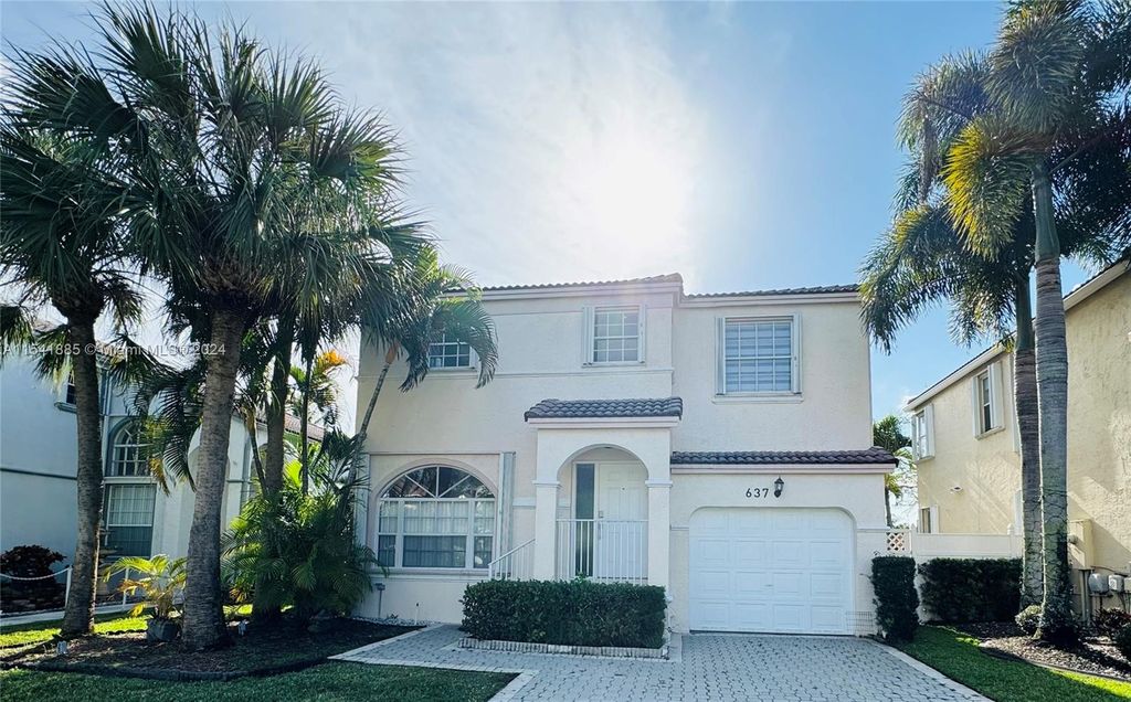 637 NW 159th Ave, Pembroke Pines, FL 33028 - See Est. Value, Schools & More