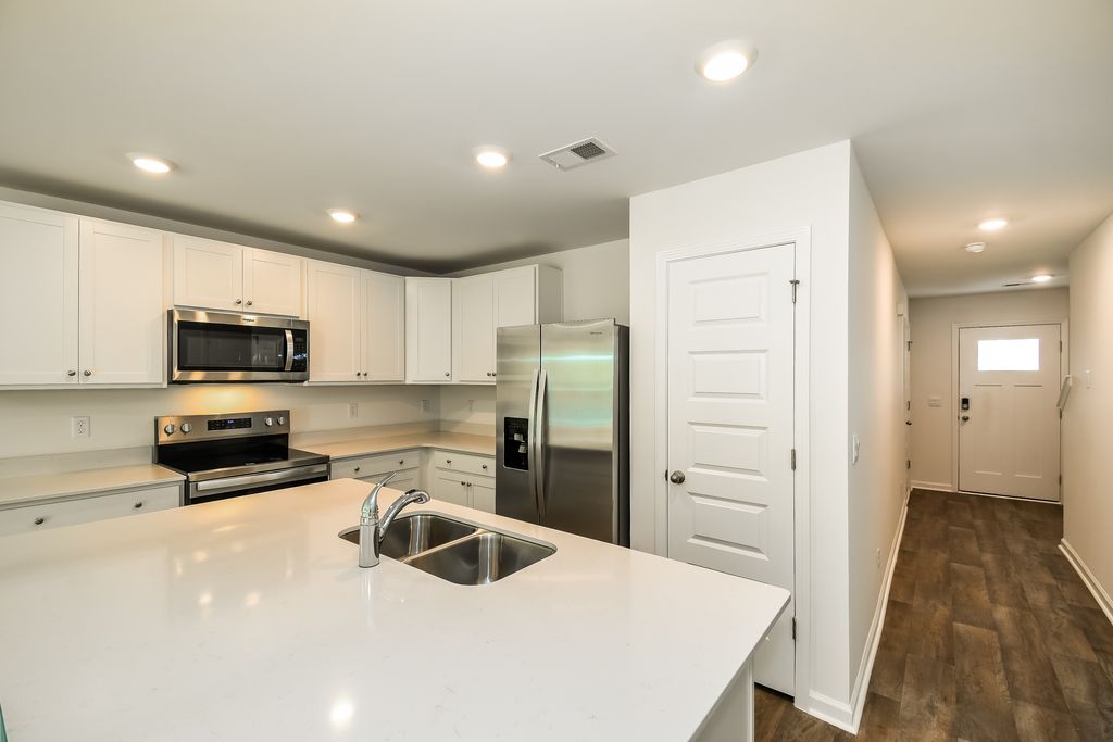 19 Striker Rd, Port Wentworth, GA 31407 - See Est. Value, Schools & More