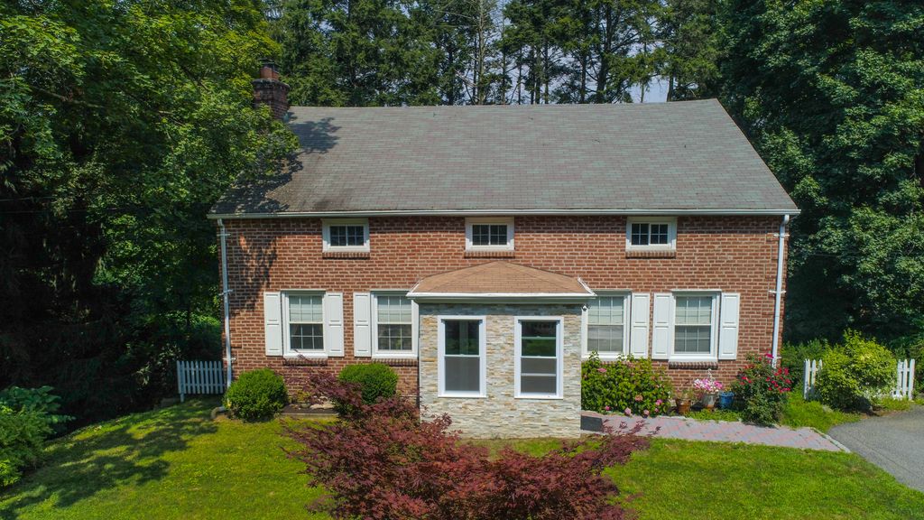 421 Bedford Rd, Bedford Hills, NY 10507 - See Est. Value, Schools & More