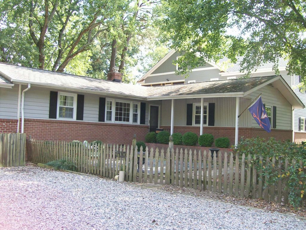 1243 Peck Rd, North Chesterfield, VA 23235 - See Est. Value, Schools & More