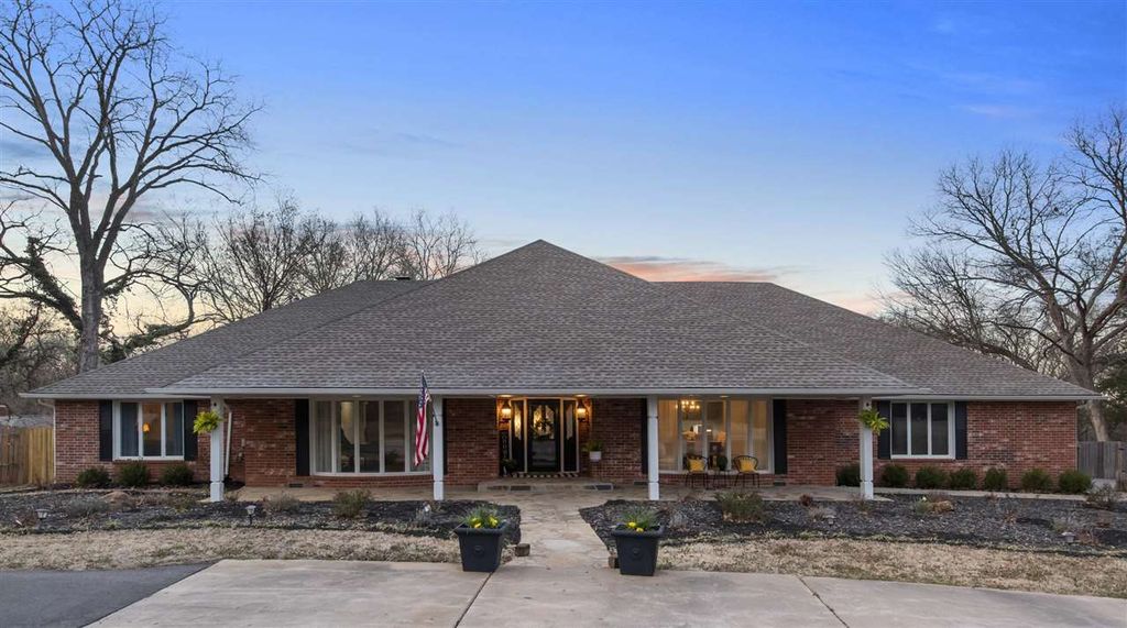 1610 S Cedar Ridge Ln, Stillwater, OK 74074 - See Est. Value, Schools ...