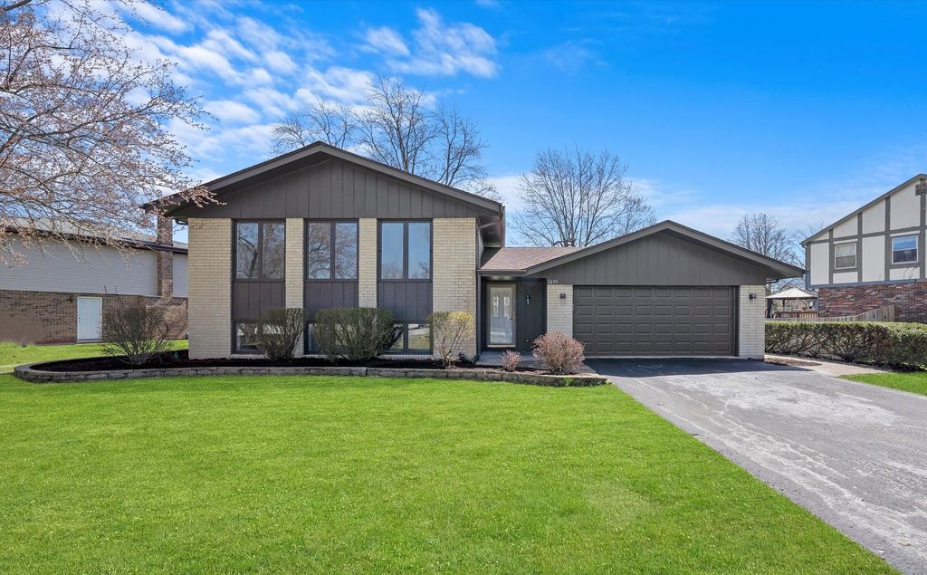 3495 Arthur Rd, Crete, IL 60417 - See Est. Value, Schools & More