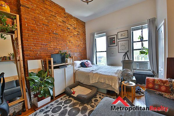 447 7th Ave #4A, Brooklyn, NY 11215 - See Est. Value, Schools & More