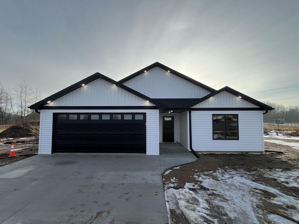 280 10th St, Lakeview, MI 48850 | MLS# 26000913 - Trulia | Trulia