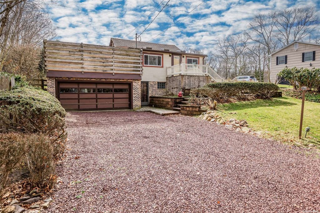 21 Birch Lane, Wading River, NY 11792 | Trulia