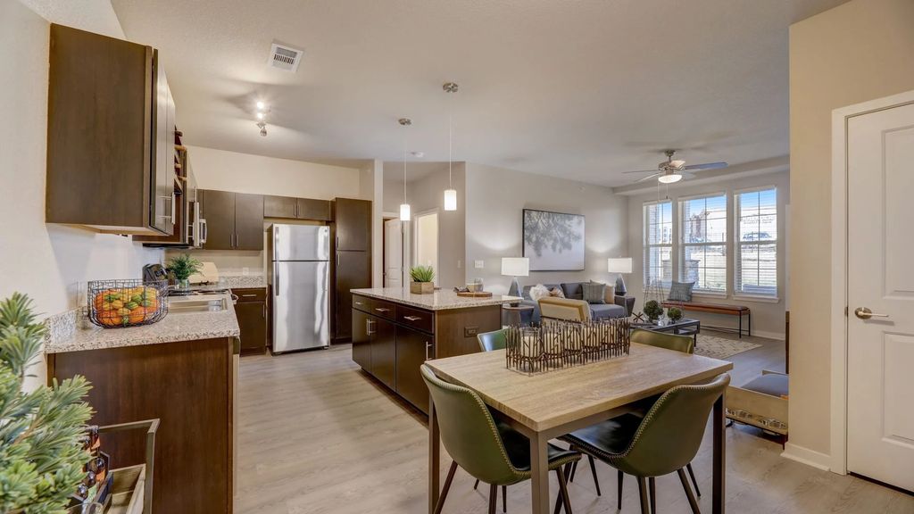 1000 Pinewood Ave #4106, Walled Lake, MI 48390 | Trulia