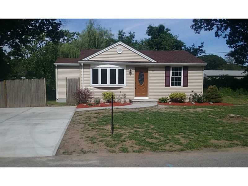 111 Reynolds Ave, Warwick, RI 02889 - See Est. Value, Schools & More