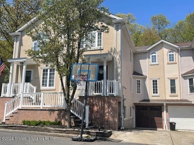143 Erika Loop, Staten Island, NY 10312 - See Est. Value, Schools & More